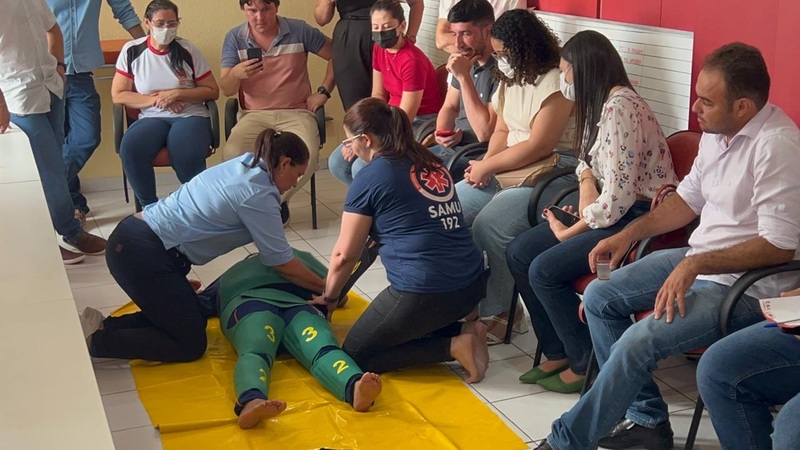 SAMU capacita profissionais para utilização de trajes antichoque em ...